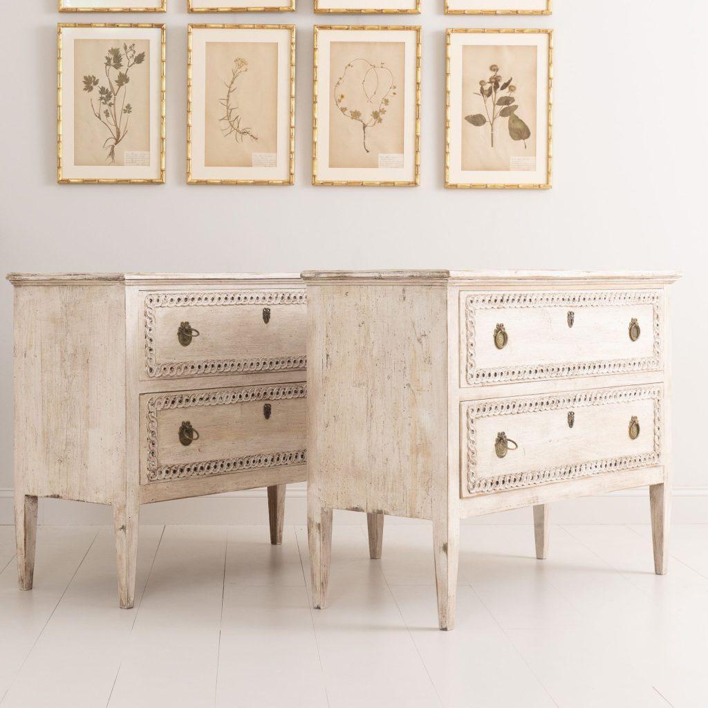 Pair of Large Italian Painted Neoclassical Style Bedside Commodes ...